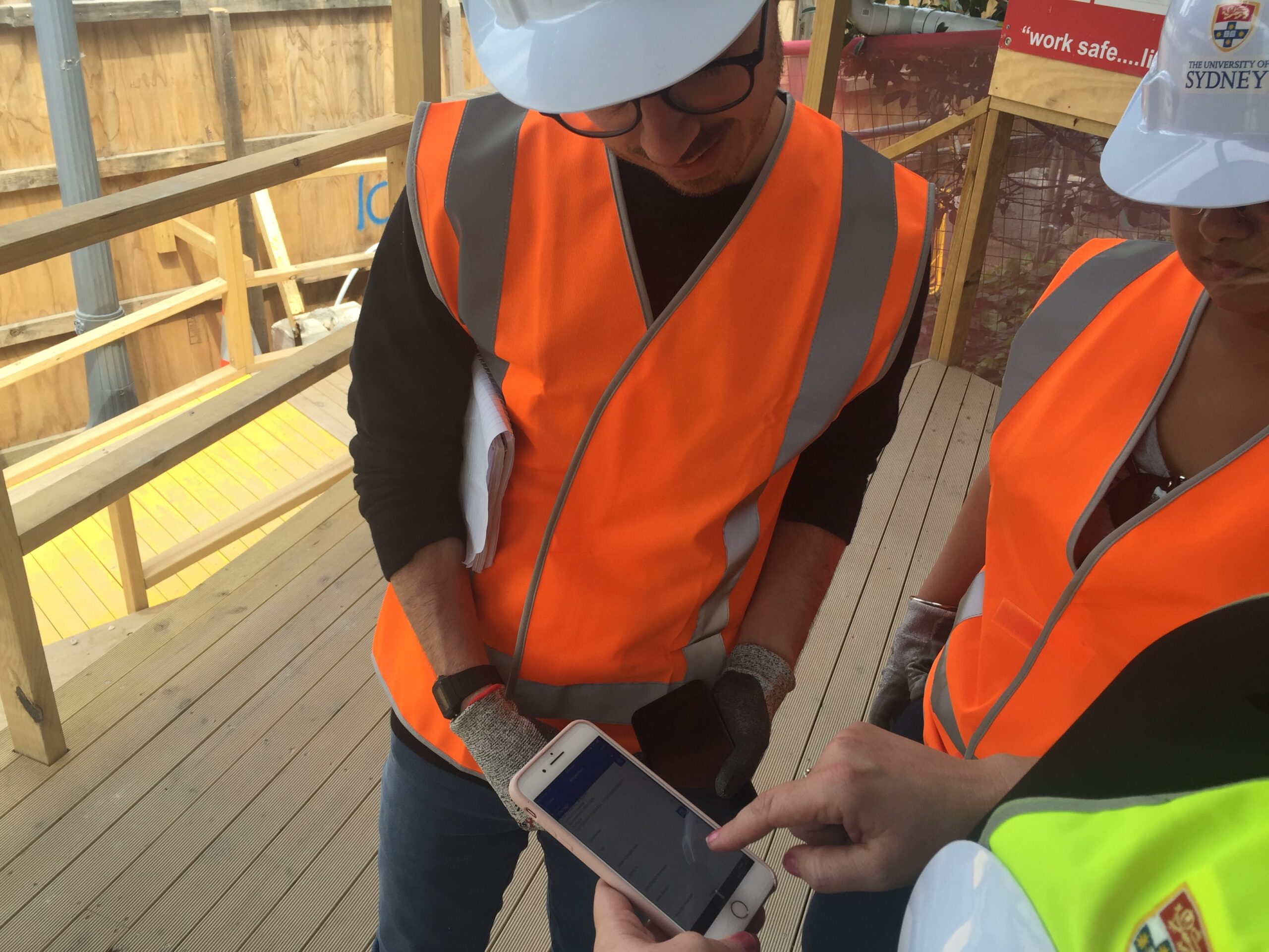 Four essential questions to design great products – Timothy Greig